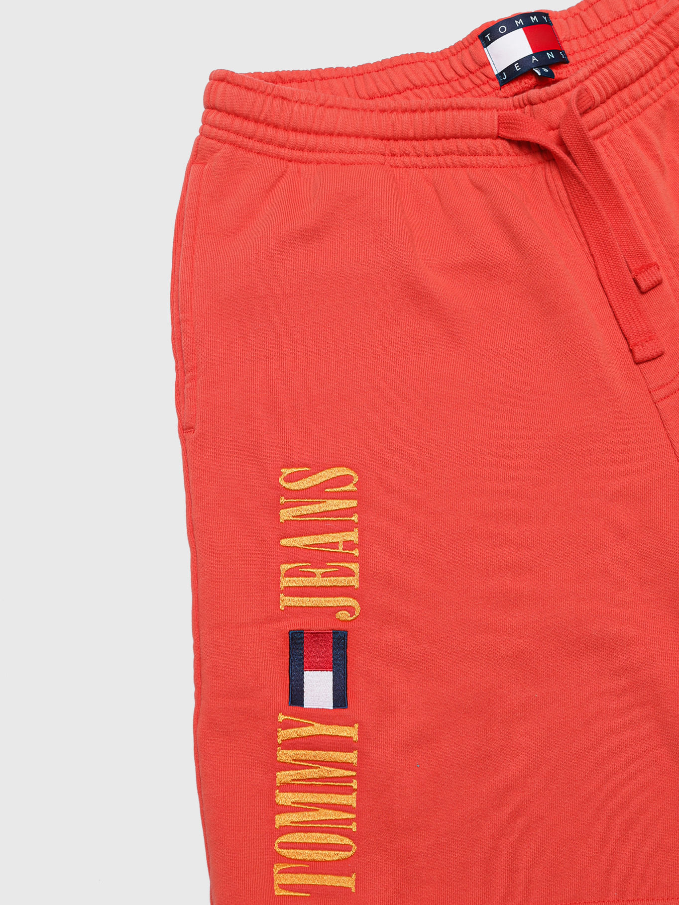PANTALÓN CORTO ESSENTIAL CON LOGO Y CORDÓN