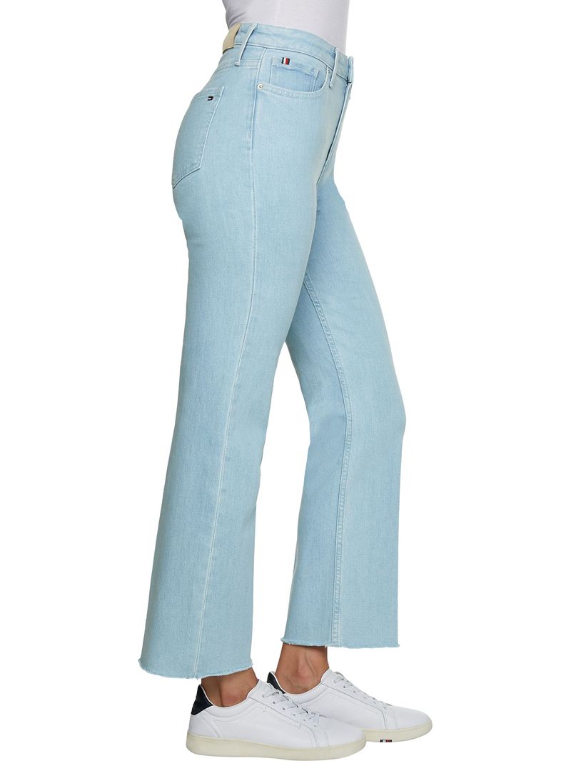 Jeans Tobilleros De Talle Alto Y Corte Bootcut