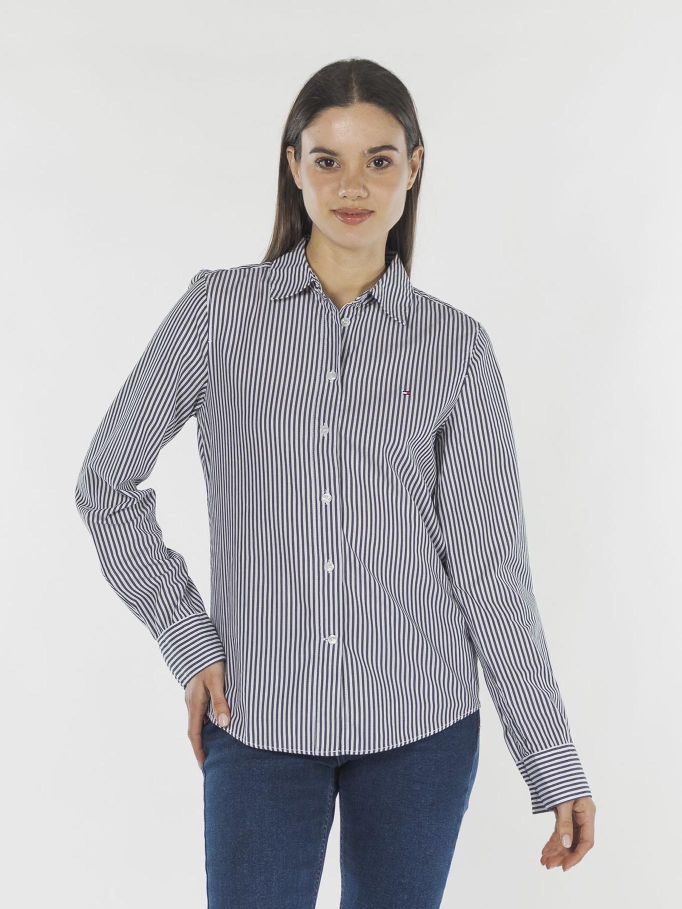 Camisa Essential regular de rayas